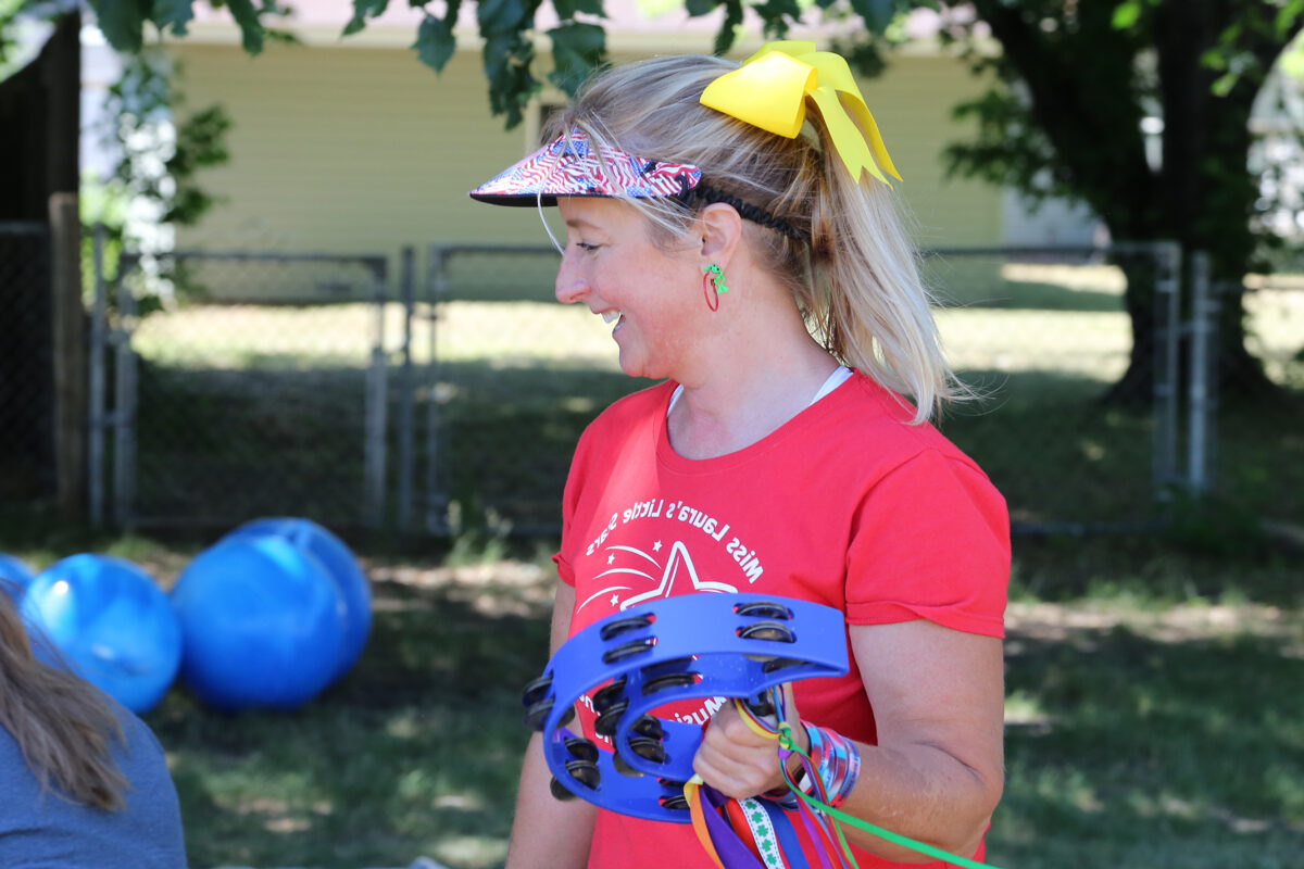 About Miss Laura – Miss Laura's Music Movement